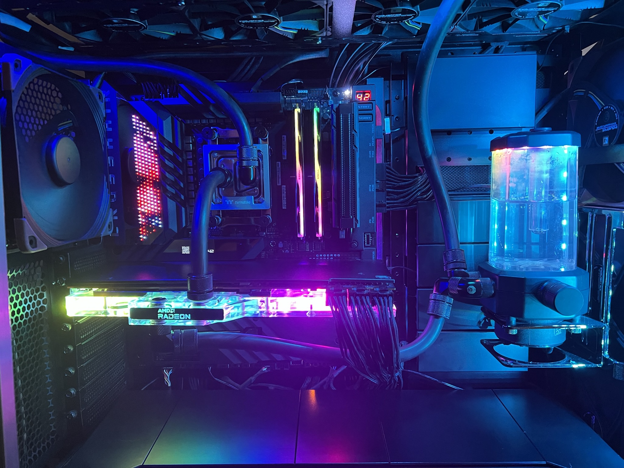 RX 6900 XT - 1500 ლარად, ორი წყლის ბლოკით - ყიდვა-გაყიდვა ...